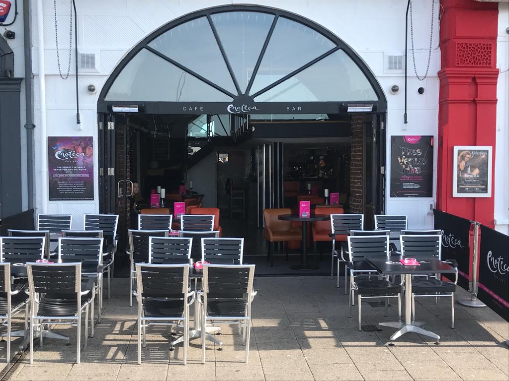 Free party venue hire, live music & cocktail bar in Ramsgate | Enoteca